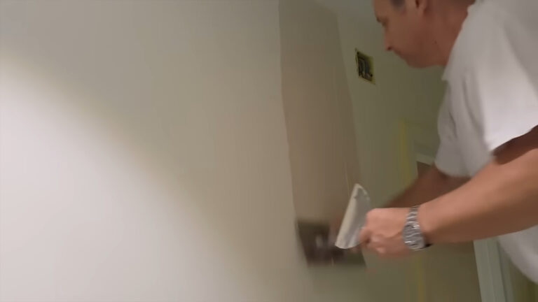 Gletovanje zidova - Kako pripremiti površinu i primeniti glet za ...